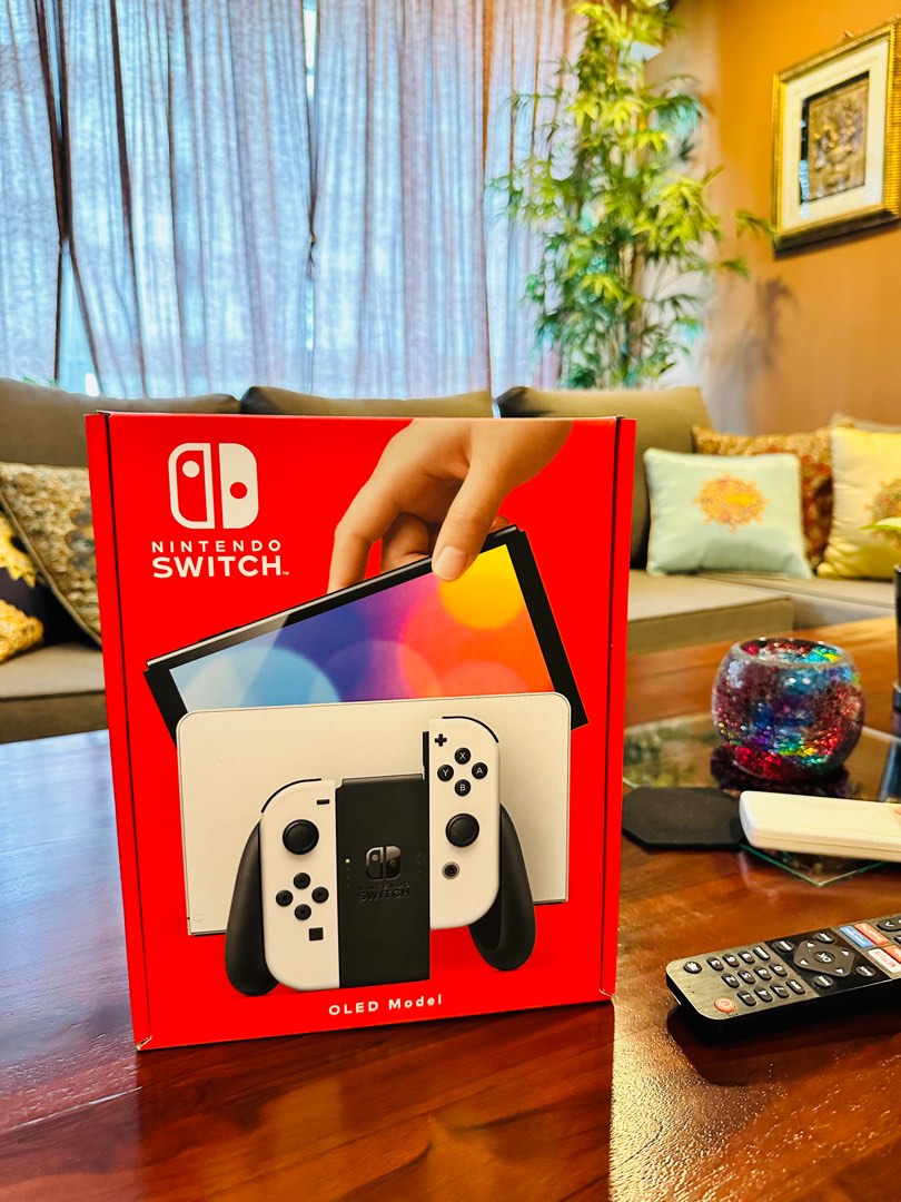 Nintendo Switch OLED mod el, Video Gaming, Video Game Consoles ...