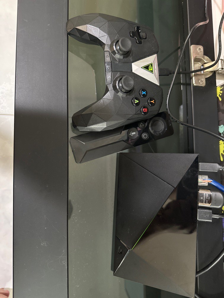 Nvidia shield tv 2018 with wireless game controller, TV & Home ...