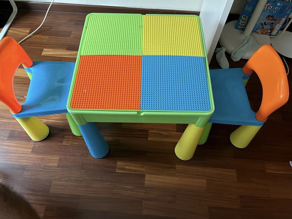Parklon Playmat with free Lego table plus 2 chairs, Babies & Kids, Baby ...