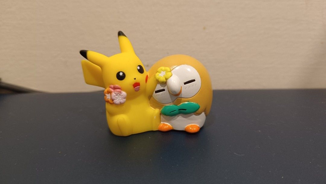 Pikachu & Rowlet Bandai Pokemon Kids Finger Doll / Fingerdoll / Finger ...
