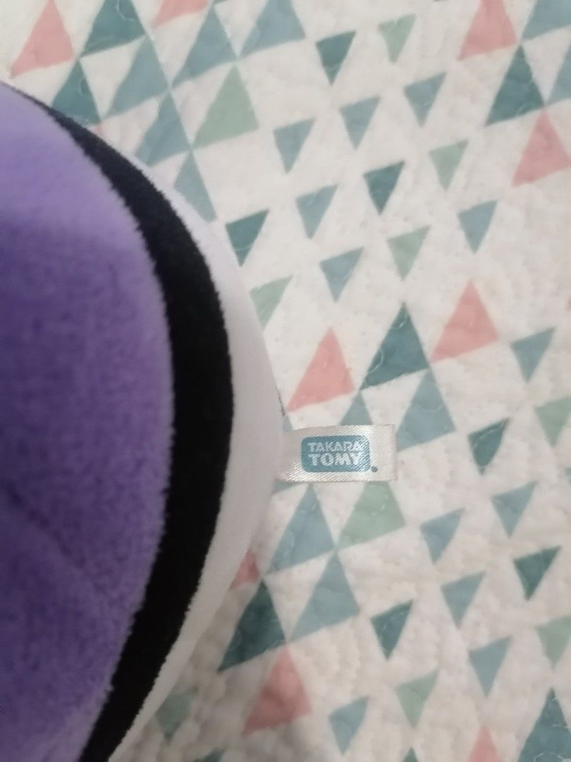 Pokemon pokeball (small), Hobbies & Toys, Toys & Games on Carousell