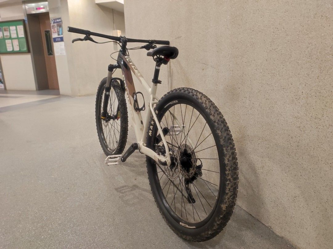 Polygon Xtrada 6 2020 Mountain Bike/Hardtail, Sports Equipment, Bicycles & Parts, Bicycles on ...