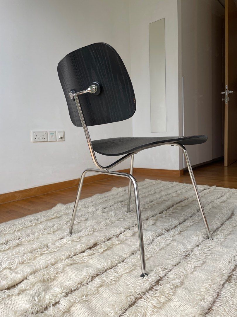 Replica designer Eames chair black wood and metal chrome, Furniture ...