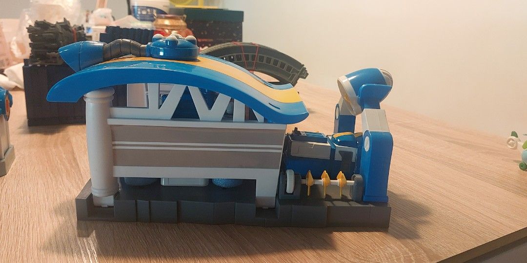 Robot Train Kay - Complete Train Set, Hobbies & Toys, Toys & Games on ...