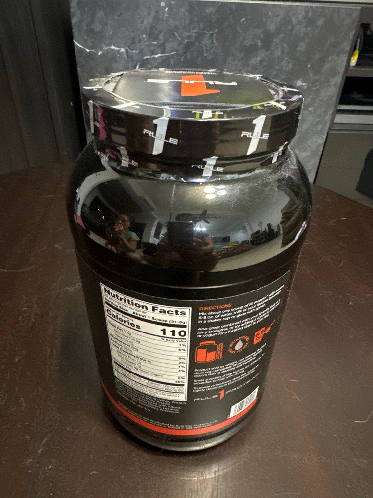 Rule 1 whey protein isolate (chocolate fudge flavour), Health ...