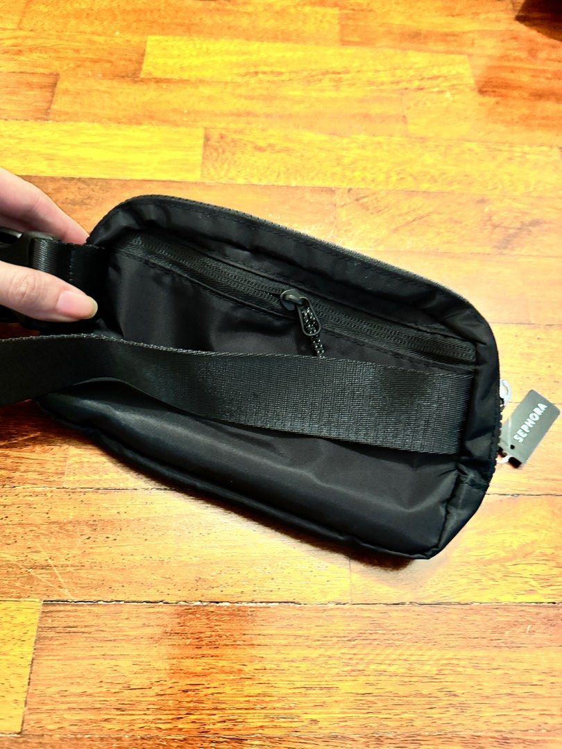 Sephora pouch, Women's Fashion, Bags & Wallets, Purses & Pouches on ...