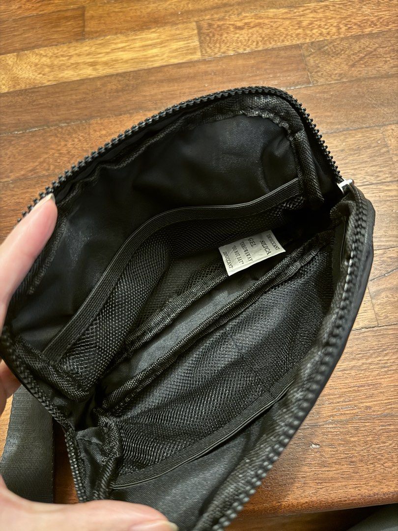 Sephora pouch, Women's Fashion, Bags & Wallets, Purses & Pouches on ...