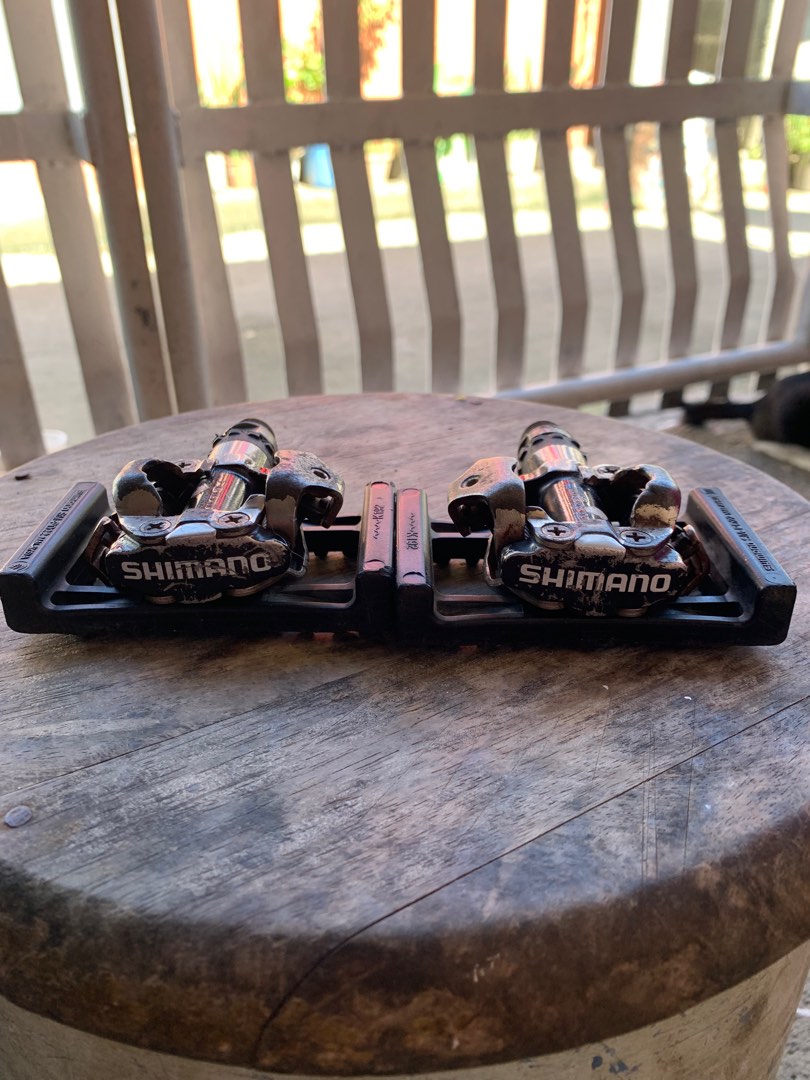Shimano pd-m520 cleats pedal, Announcements on Carousell
