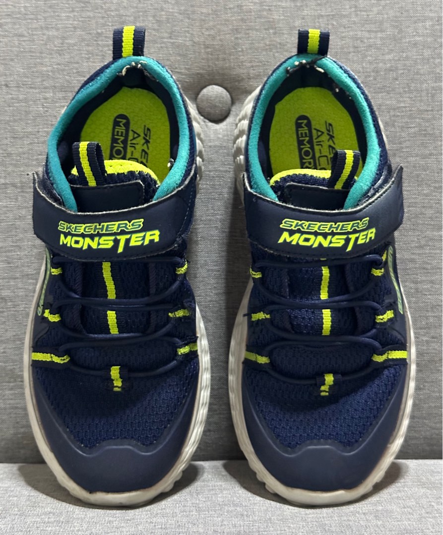 Skechers, Babies & Kids, Babies & Kids Fashion on Carousell