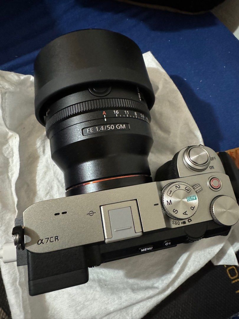 Sony A7CR (Silver), Photography, Cameras on Carousell