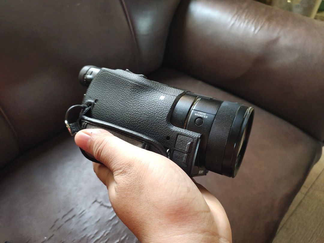 Sony CX 900, Photography, Video Cameras on Carousell