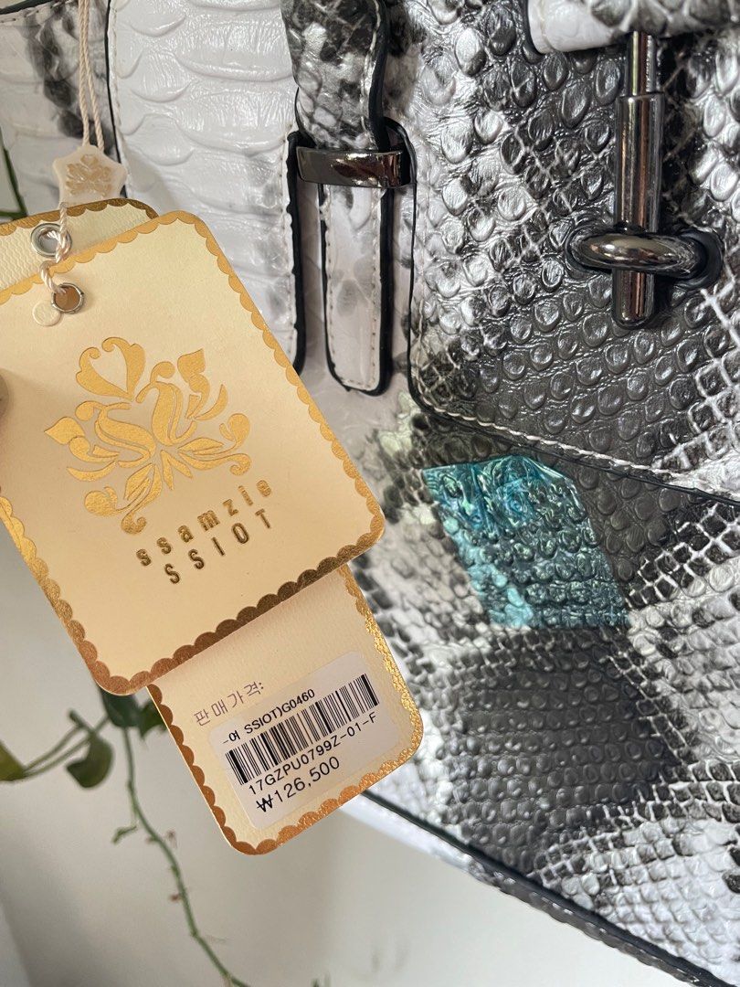 SSAMZIE TWO WAY BAG NEW IN WXOTIC LEATHER, Women's Fashion, Bags ...