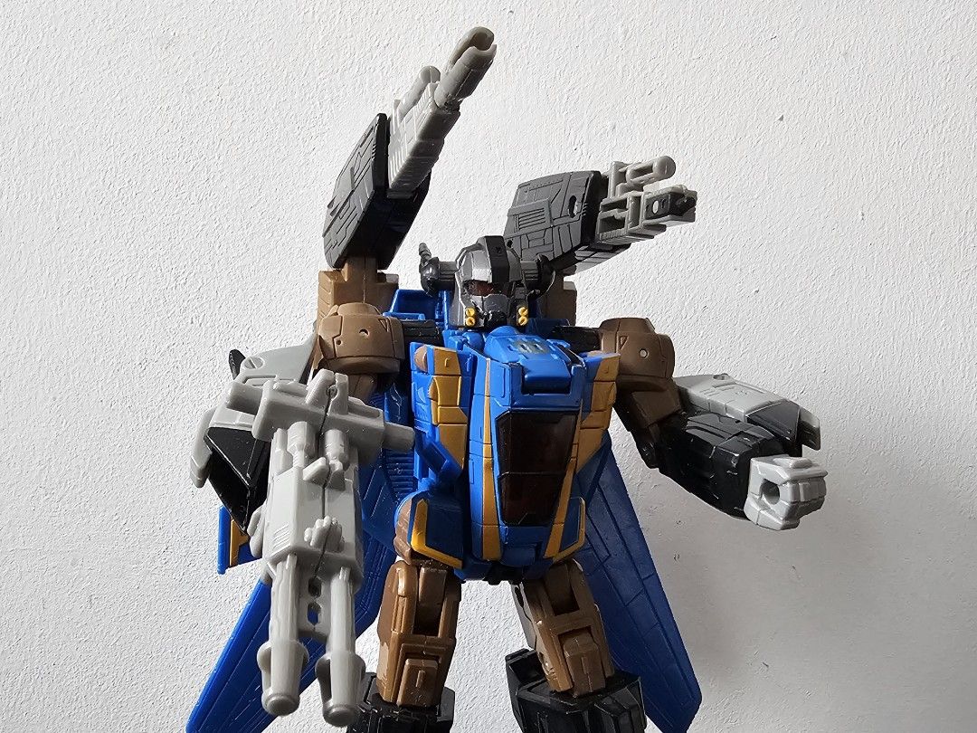 Transformers TreadBolt, Hobbies & Toys, Toys & Games on Carousell