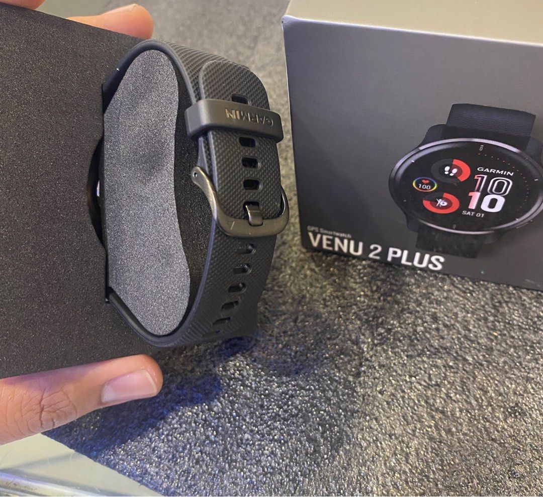 venu 2plus, Men's Fashion, Watches & Accessories, Watches on Carousell