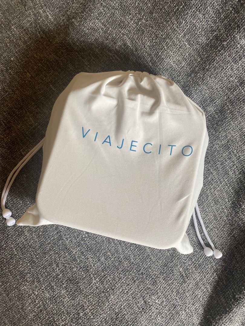 Viajecito XL splashkit with Piopio strap, Women's Fashion, Bags ...