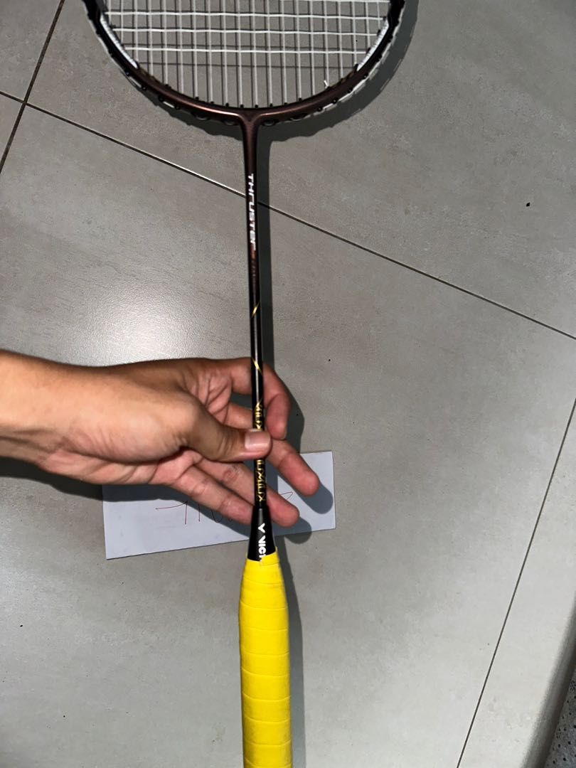 Victor Thruster Hawk, Sports Equipment, Sports & Games, Racket & Ball ...