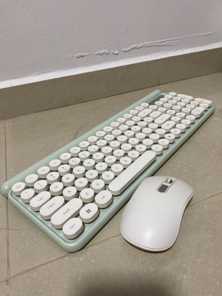 Wireless keyboard and mouse, Computers & Tech, Parts & Accessories ...