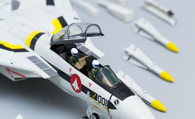1/72 Calibre Wings Diecast F-14 Robotech F-14 S Type Hobby Master JC ...