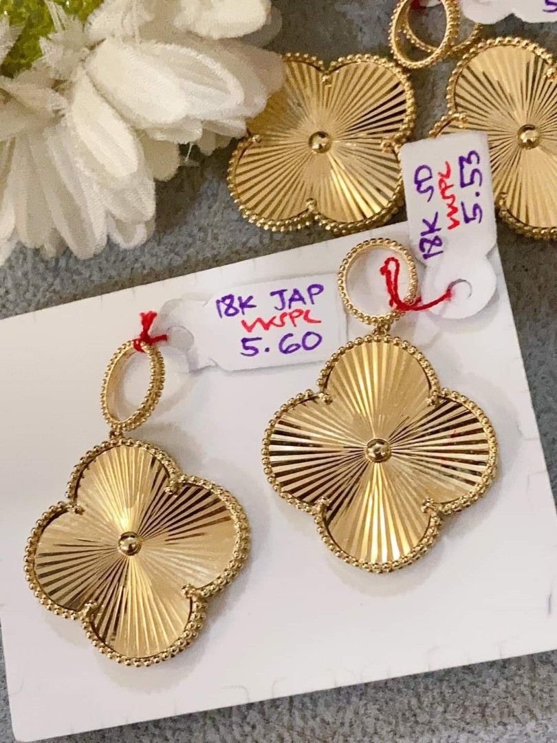 18K Saudi Gold Vca Alhambra pendant, Women's Fashion, Jewelry ...