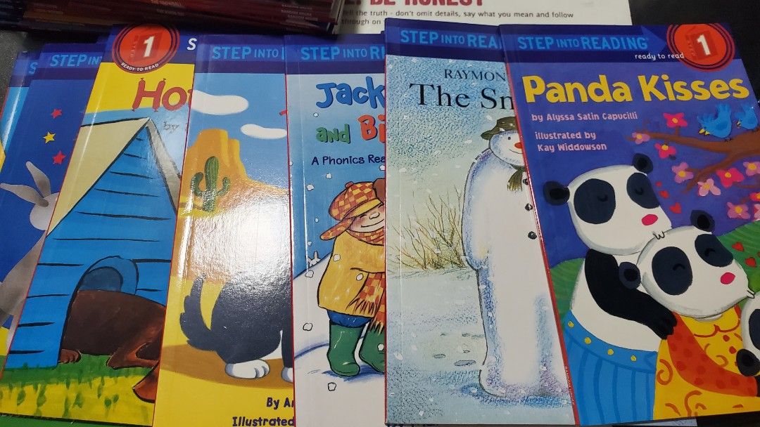 Level 1 Step into reading - 28 books, 興趣及遊戲, 書本 & 文具, 小說 & 故事書 - Carousell