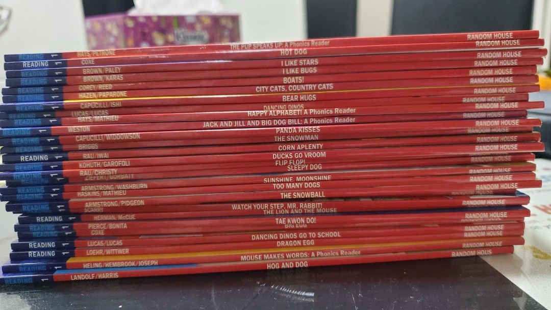 Level 1 Step into reading - 28 books, 興趣及遊戲, 書本 & 文具, 小說 & 故事書 - Carousell