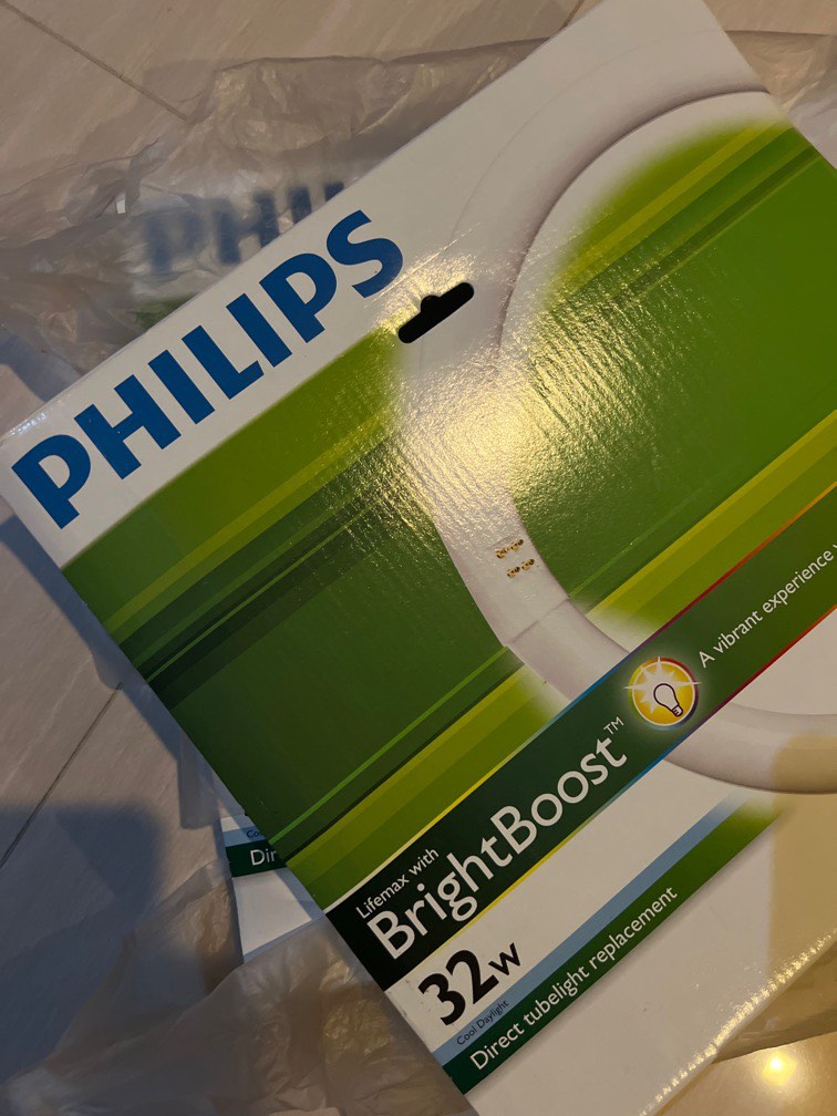 2 units of Philips 32W Circular fFuorescent Tube (Not LED Lights ...