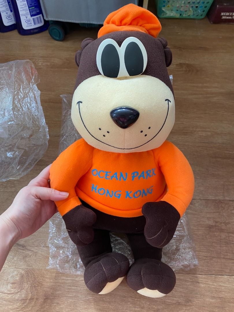 Ocean Park 海洋公園攤位公仔 - 狗仔, 興趣及遊戲, 玩具 & 遊戲類 - Carousell