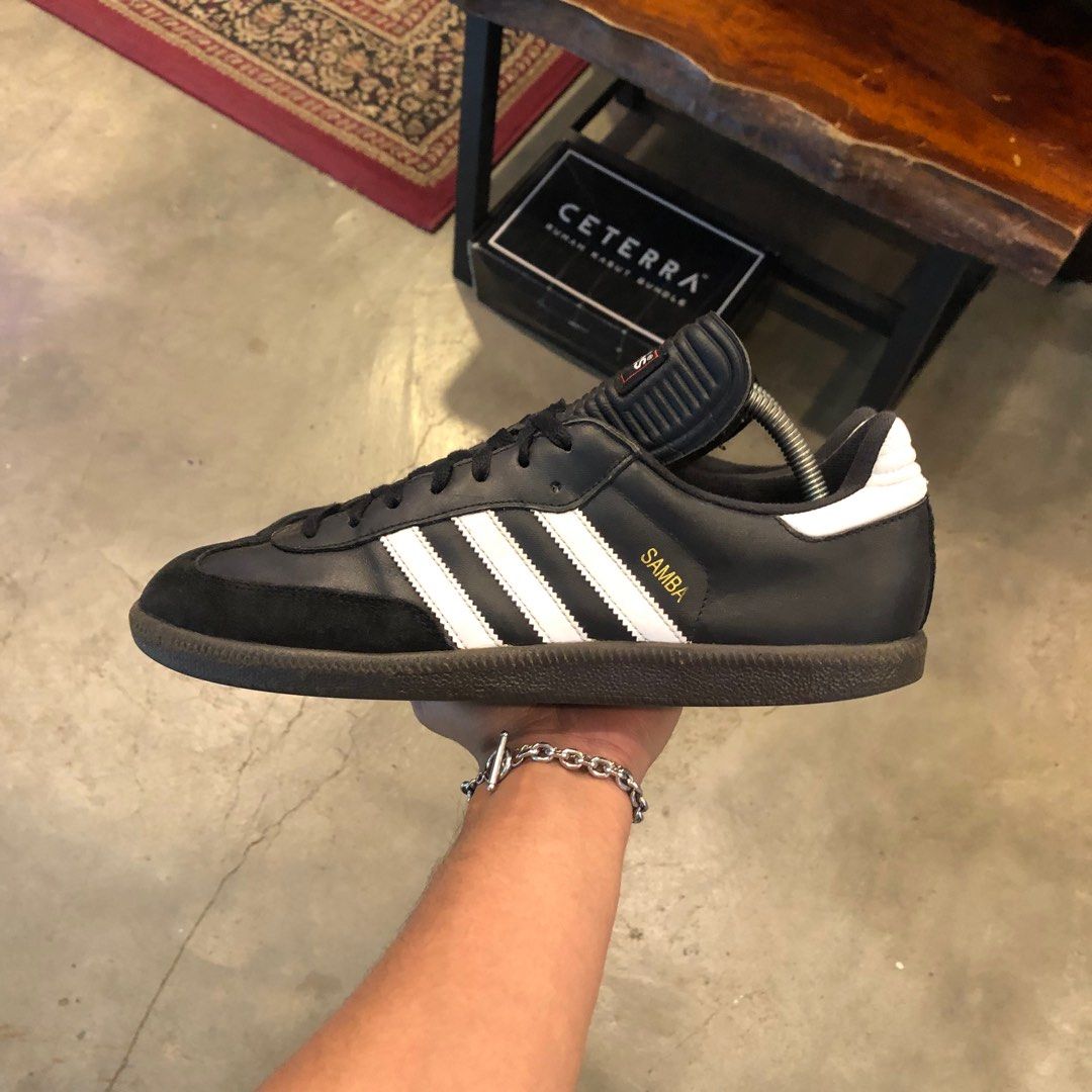 Adidas samba, Men's Fashion, Footwear, Sneakers on Carousell
