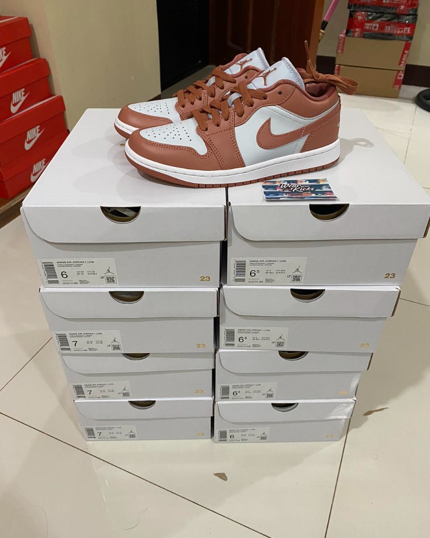 Air Jordan 1 Low Pink Salmon, Men's Fashion, Footwear, Sneakers on ...