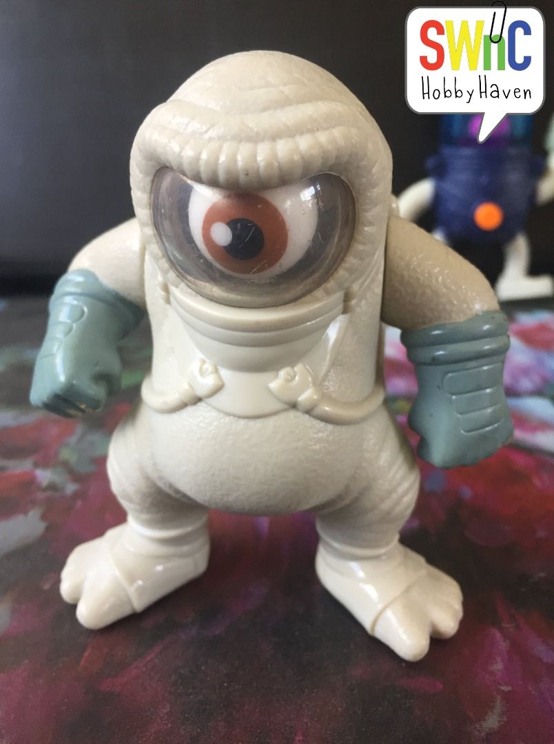 Alien | Robot set, Hobbies & Toys, Toys & Games on Carousell
