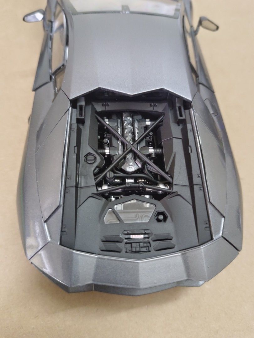 AOSHIMA LAMBORGHINI AVENTADOR 1/24 SCALE MODEL KIT, Hobbies & Toys ...