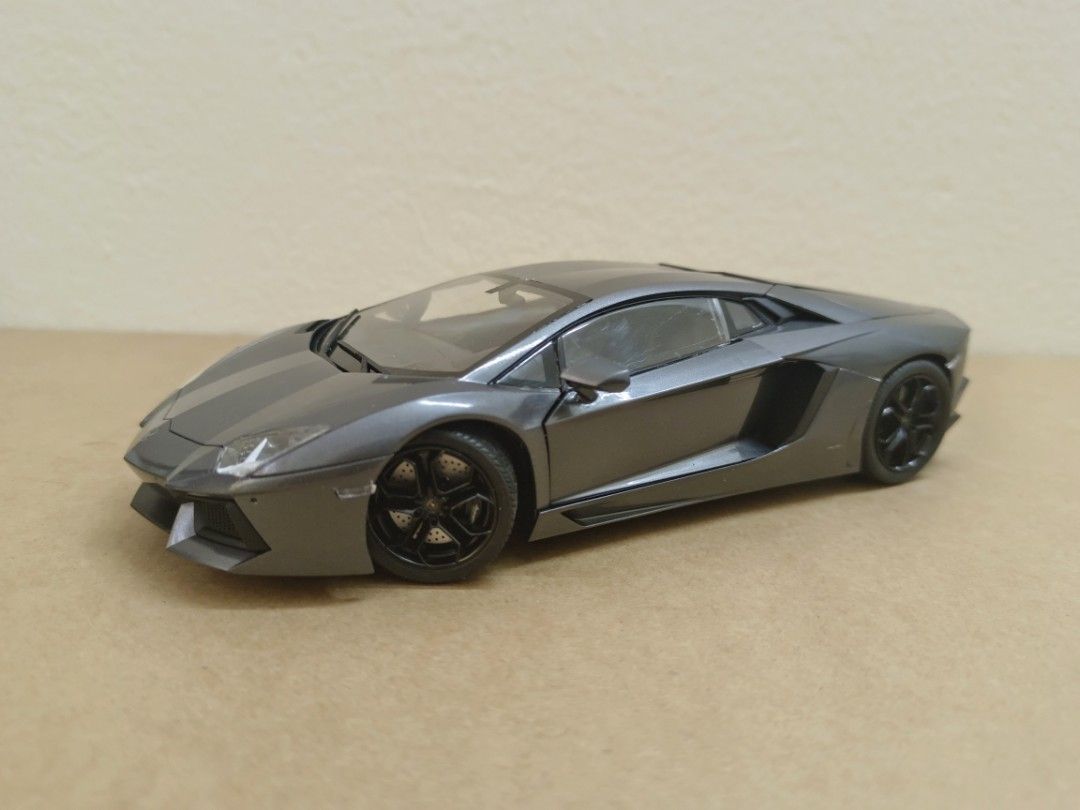 AOSHIMA LAMBORGHINI AVENTADOR 1/24 SCALE MODEL KIT, Hobbies & Toys ...