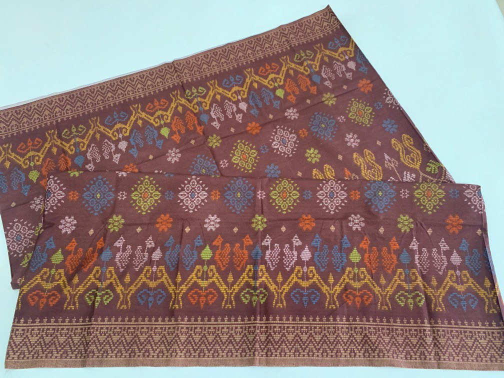 Batik Sabah #BajuRaya, Women's Fashion, Muslimah Fashion, Baju Kurung ...