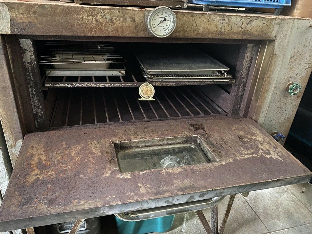 Big Oven, Furniture & Home Living, Kitchenware & Tableware, Bakeware on ...