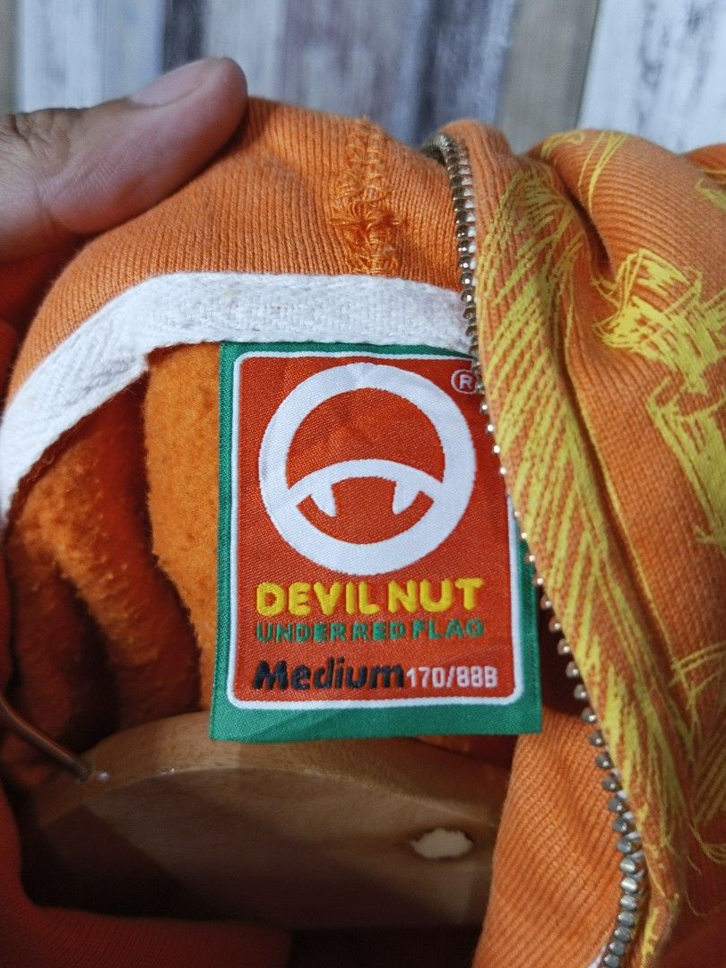 DEVIL NUT, Women's Fashion, Coats, Jackets and Outerwear on Carousell