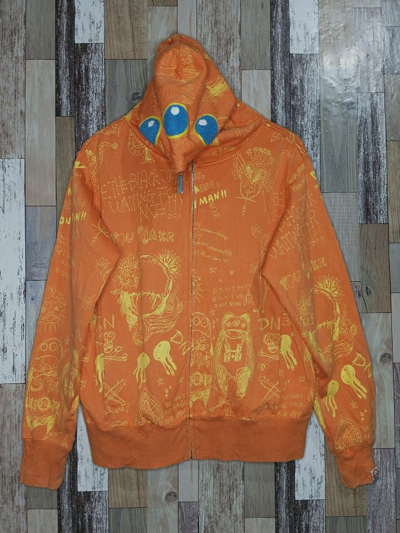 DEVIL NUT, Women's Fashion, Coats, Jackets and Outerwear on Carousell