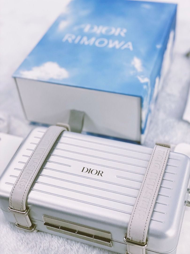 Dior x Rimowa clutch (silver) * Full set*, 名牌, 手袋及銀包 - Carousell