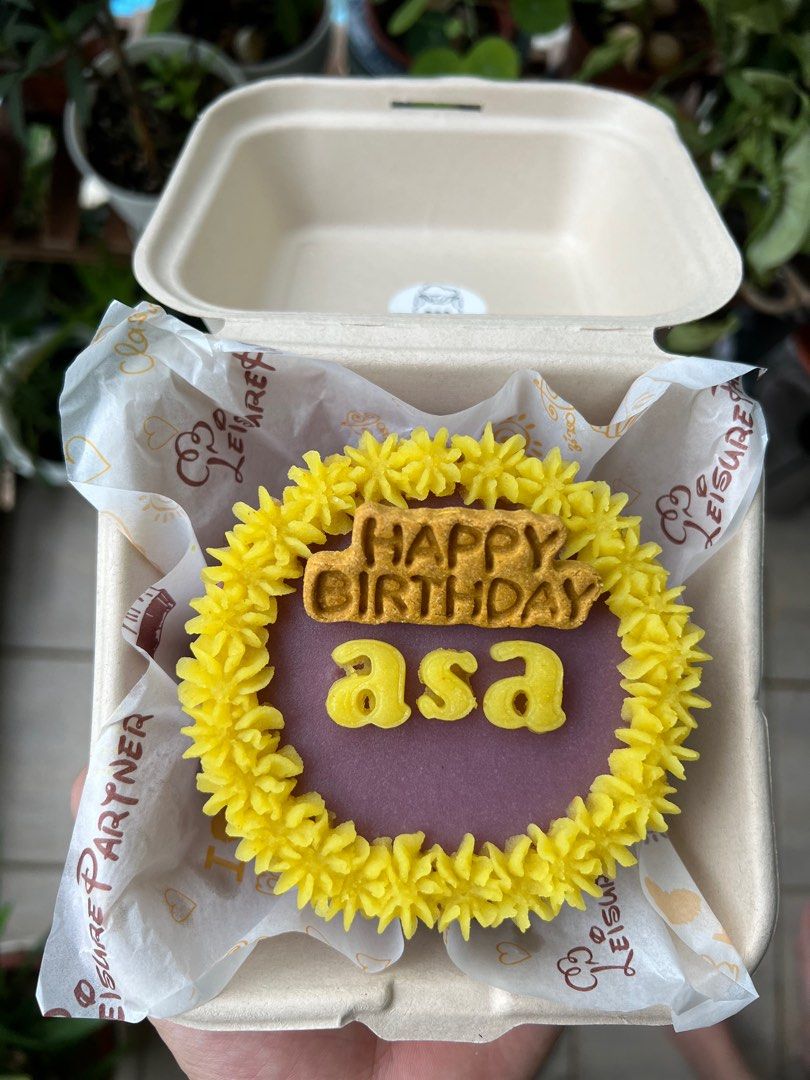 Dog birthday cake | doggo cake | bento cake, Pet Supplies, Pet Food on ...