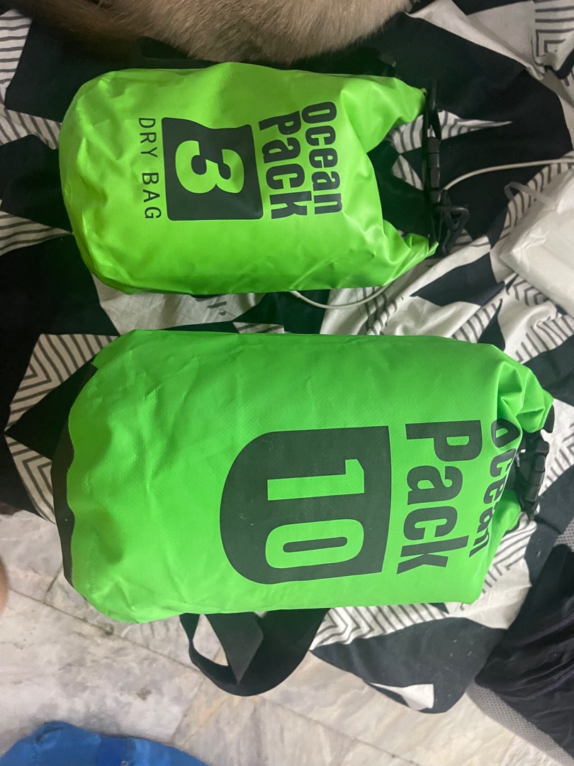 ocean pack dry bag for island hopping 3L and 10L, Women's Fashion, Bags ...