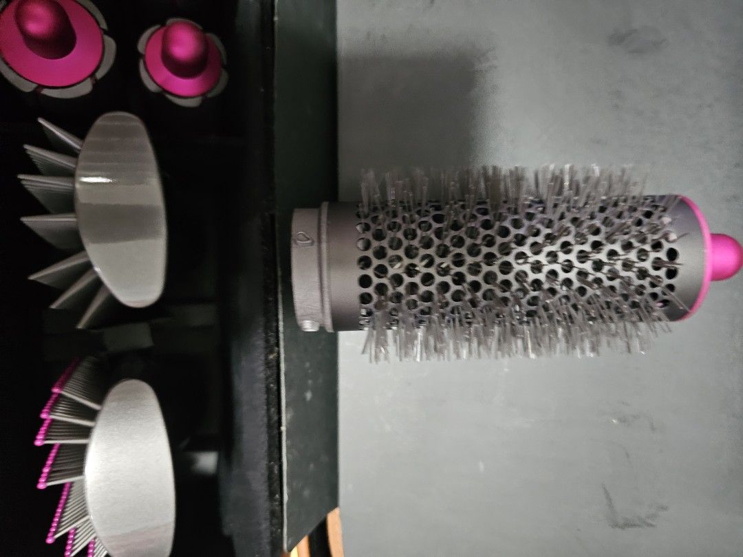 Dyson HS01 Airwrap (Pink), Beauty & Personal Care, Hair on Carousell