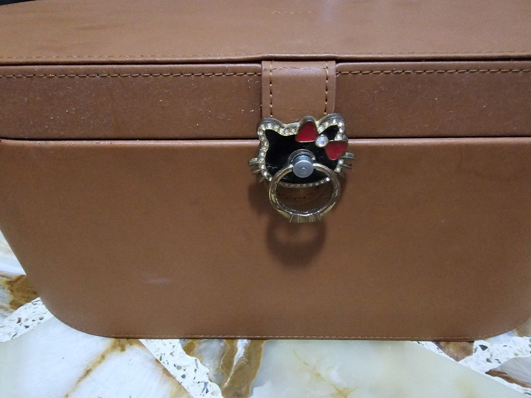 Dyson HS01 Airwrap (Pink), Beauty & Personal Care, Hair on Carousell