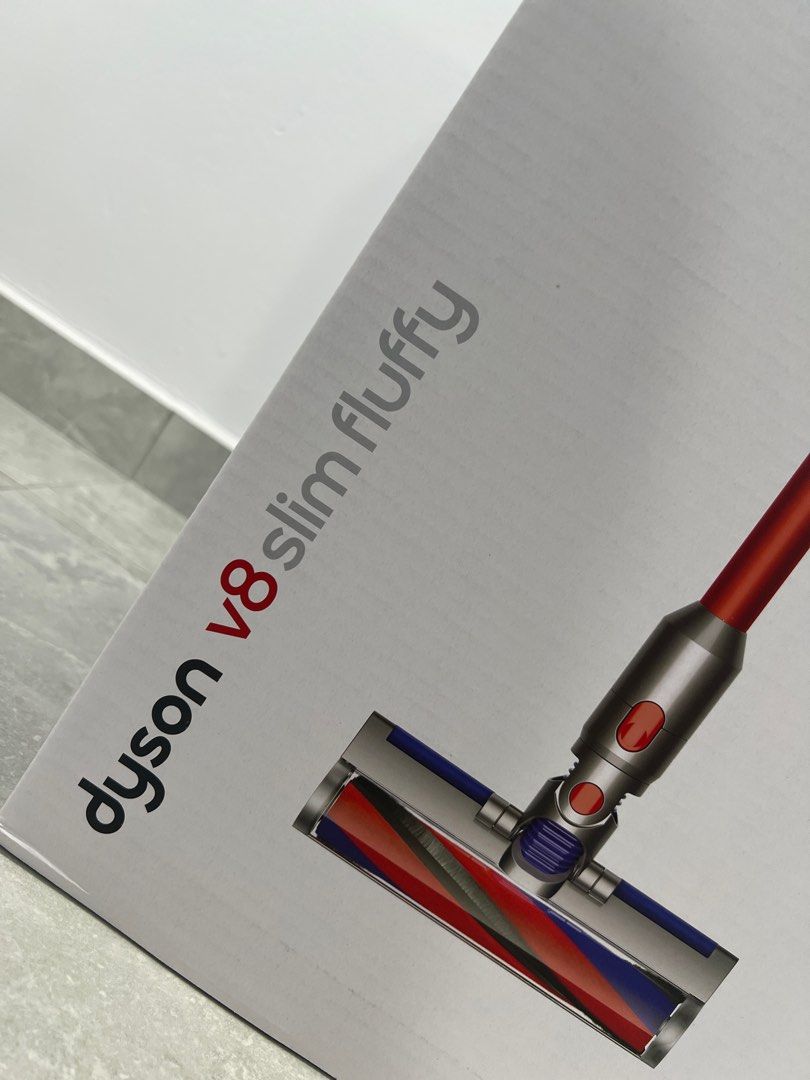 Dyson v8 slim fluffy, TV & Home Appliances, Vacuum Cleaner ...