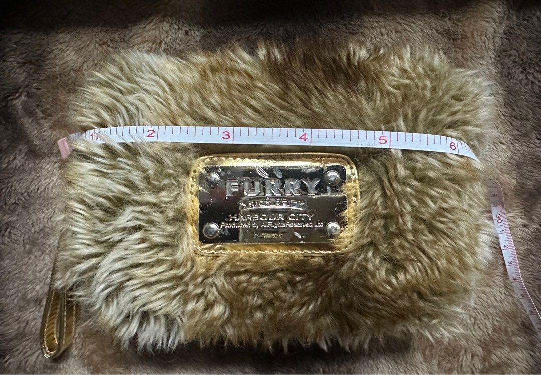 FURRY harbour city pouch, Women's Fashion, Bags & Wallets, Purses ...