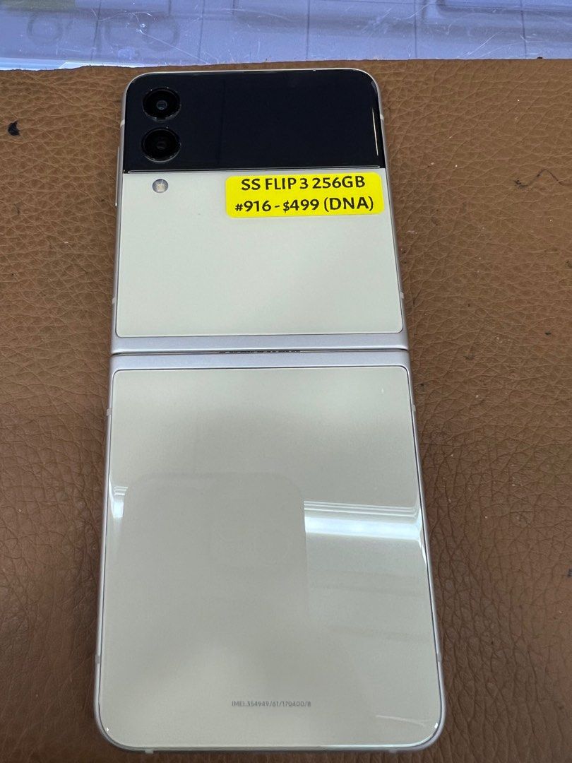 Galaxy Z Flip 3 Cream 256GB, Mobile Phones & Gadgets, Mobile Phones ...