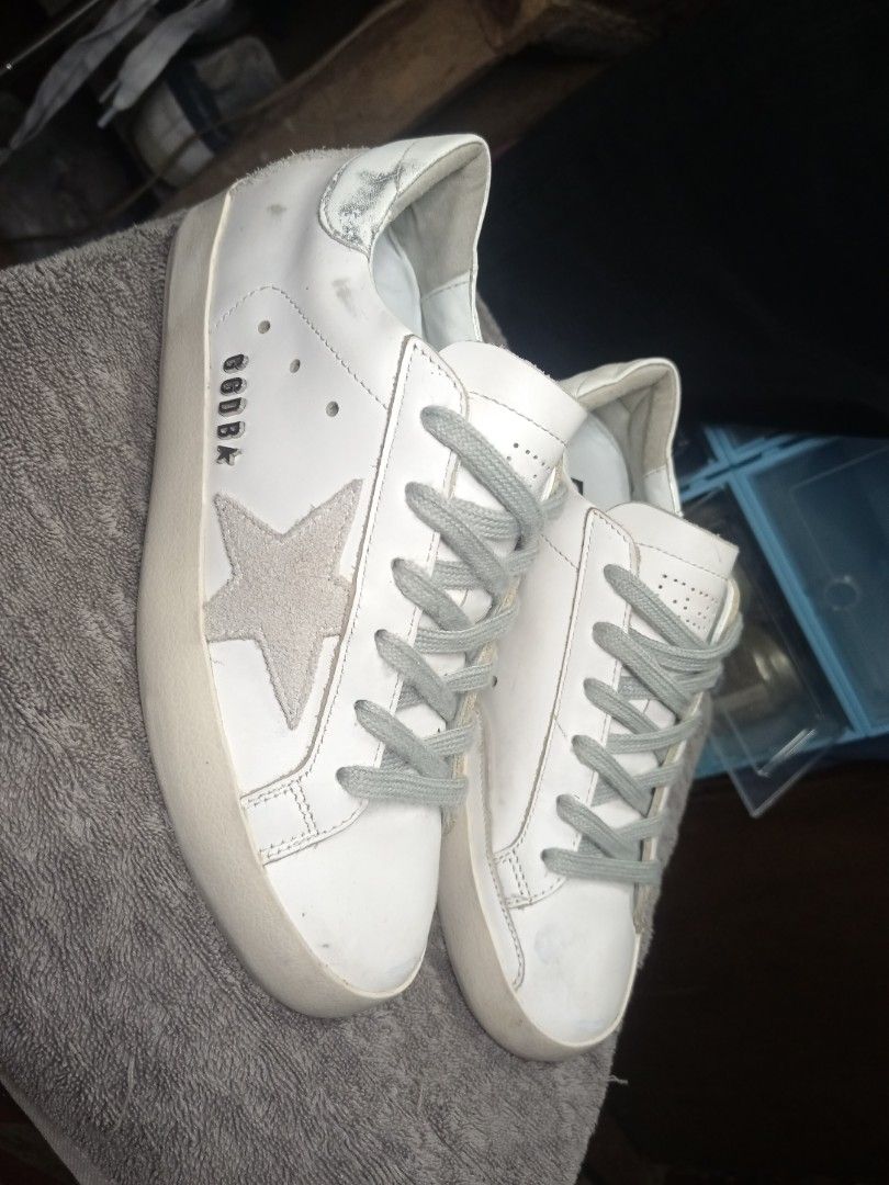 GGDB classic emblem, Women's Fashion, Footwear, Sneakers on Carousell