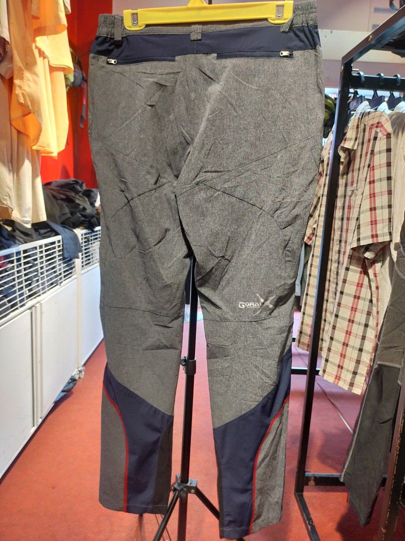 GORAL Hiking Pants, Men's Fashion, Activewear on Carousell