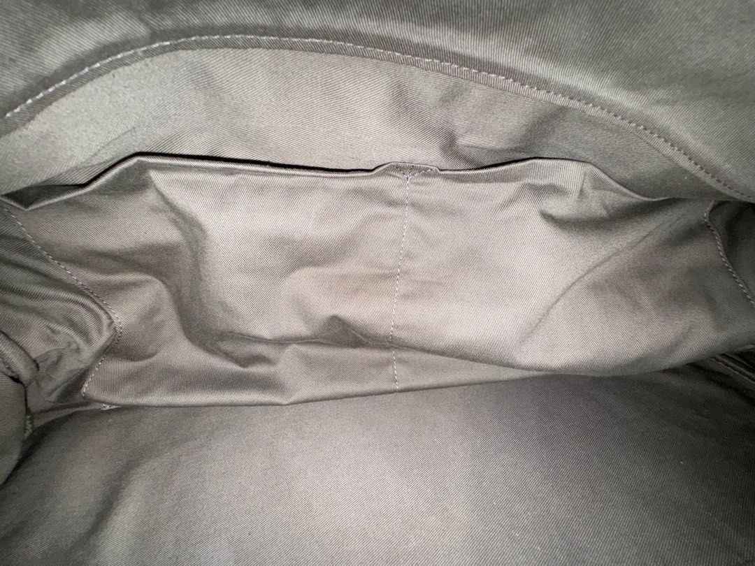 Hard Graft Game Gym Bag, Men's Fashion, Bags, Sling Bags on Carousell