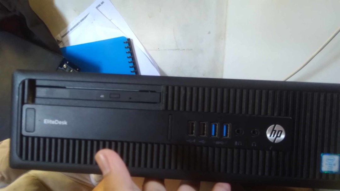 HP EliteDesk desktop bundle, Computers & Tech, Desktops on Carousell