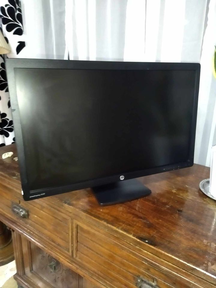 HP EliteDisplay E231 23-inch LED Backlit Full HD Monitor, Computers ...