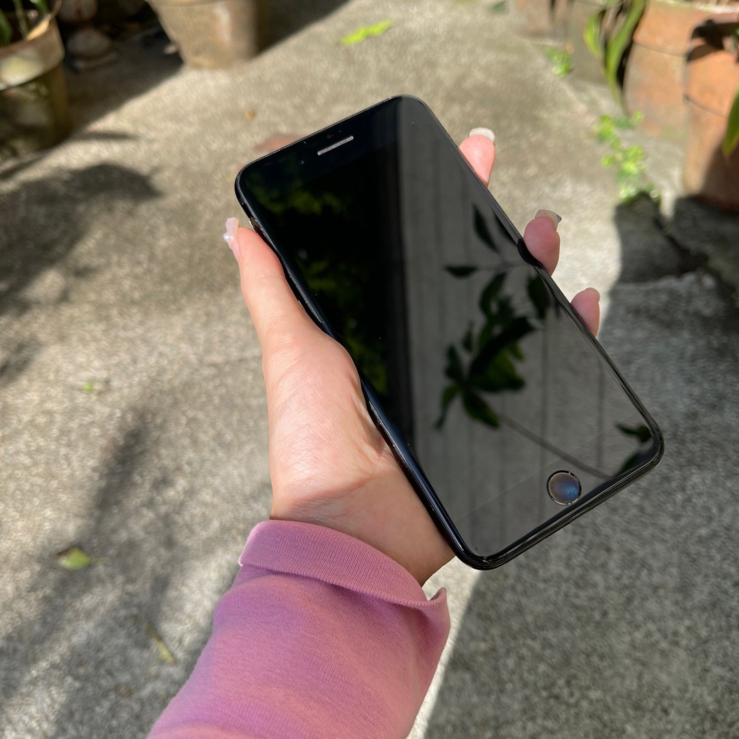 iPhone 7 Plus - Jet Black Limited Edition - 128 GB, Mobile Phones ...